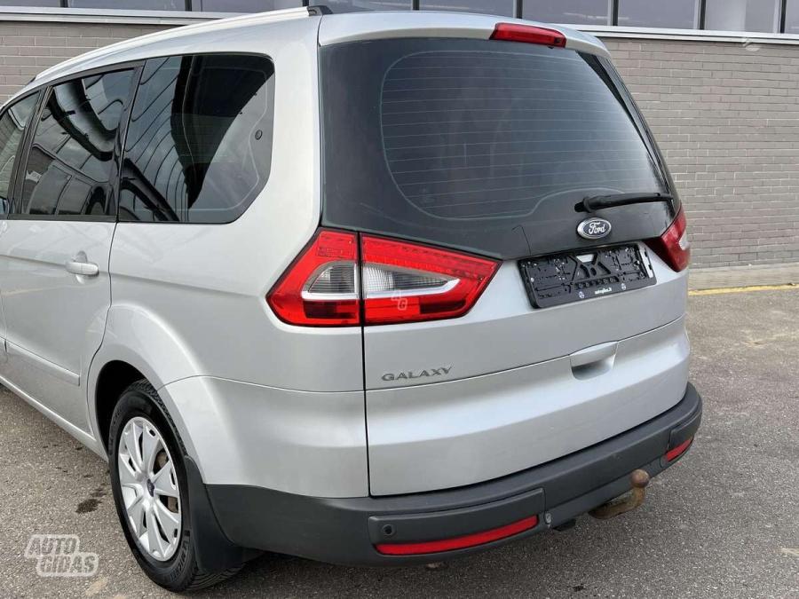 Pelēks Ford Galaxy 2013 Kėdainiai, ar dzinēja tilpumu 2.00 L un nobraukumu 251 tūkst. km par 5250 €, foto 12 vietnē AUTOMOTO.COM.LV