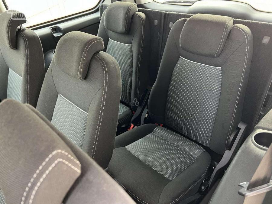 Pelēks Ford Galaxy 2013 Kėdainiai, ar dzinēja tilpumu 2.00 L un nobraukumu 251 tūkst. km par 5250 €, foto 17 vietnē AUTOMOTO.COM.LV