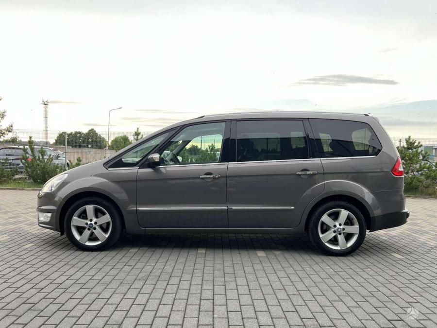 Grey Ford Galaxy 2013 in Siauliai, with an engine capacity of 2.00 L and mileage of 275 thousand km for 6800 €, photo 6 on AUTOMOTO.COM.LV