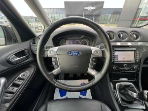 Grey Ford Galaxy 2013 in Siauliai, with an engine capacity of 2.00 L and mileage of 275 thousand km for 6800 €, photo 15 on AUTOMOTO.COM.LV