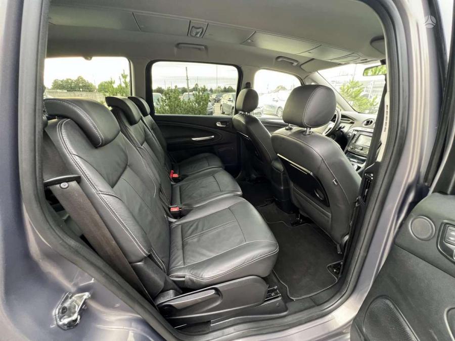 Grey Ford Galaxy 2013 in Siauliai, with an engine capacity of 2.00 L and mileage of 275 thousand km for 6800 €, photo 23 on AUTOMOTO.COM.LV