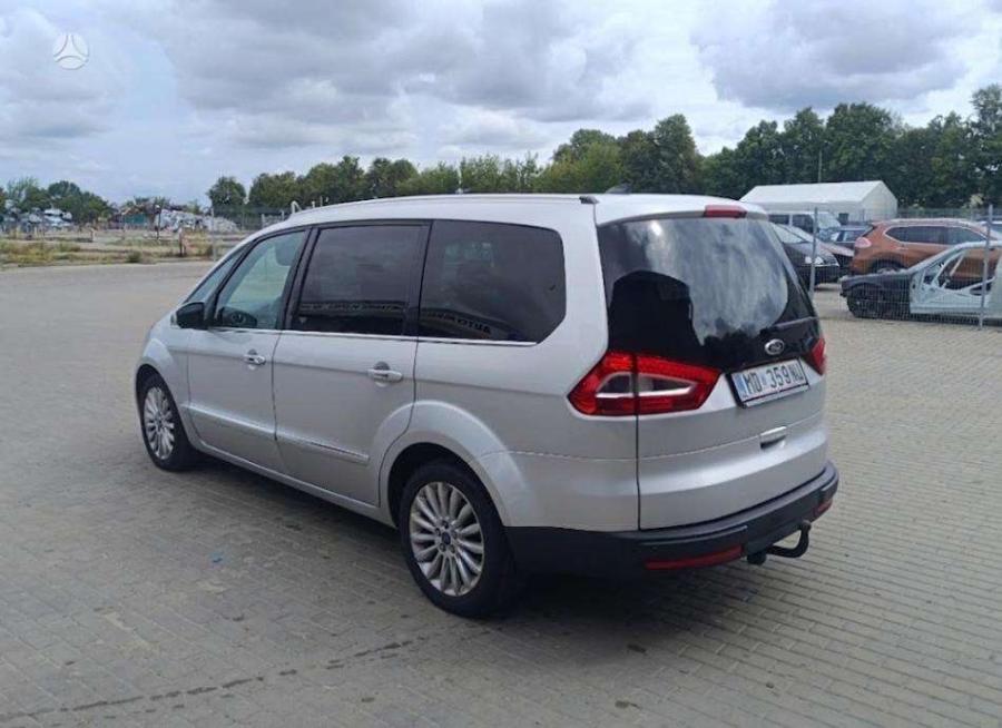 Grey Ford Galaxy 2013 in Marijampole, with an engine capacity of 2.00 L and mileage of 286 thousand km for 4600 €, photo 8 on AUTOMOTO.COM.LV