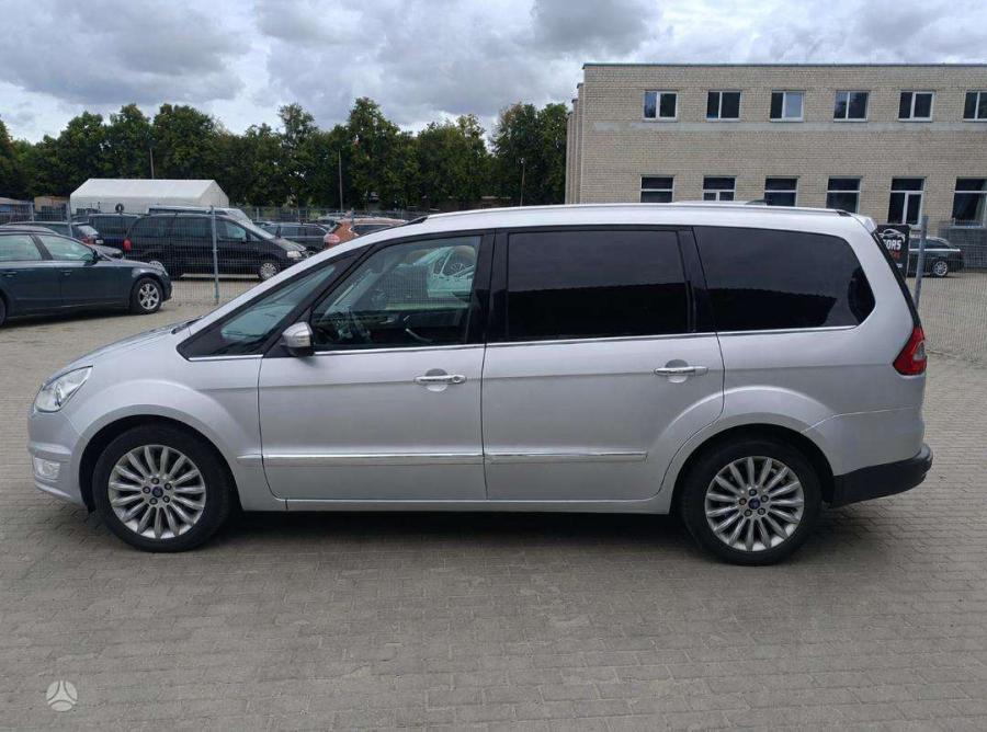 Grey Ford Galaxy 2013 in Marijampole, with an engine capacity of 2.00 L and mileage of 286 thousand km for 4600 €, photo 9 on AUTOMOTO.COM.LV