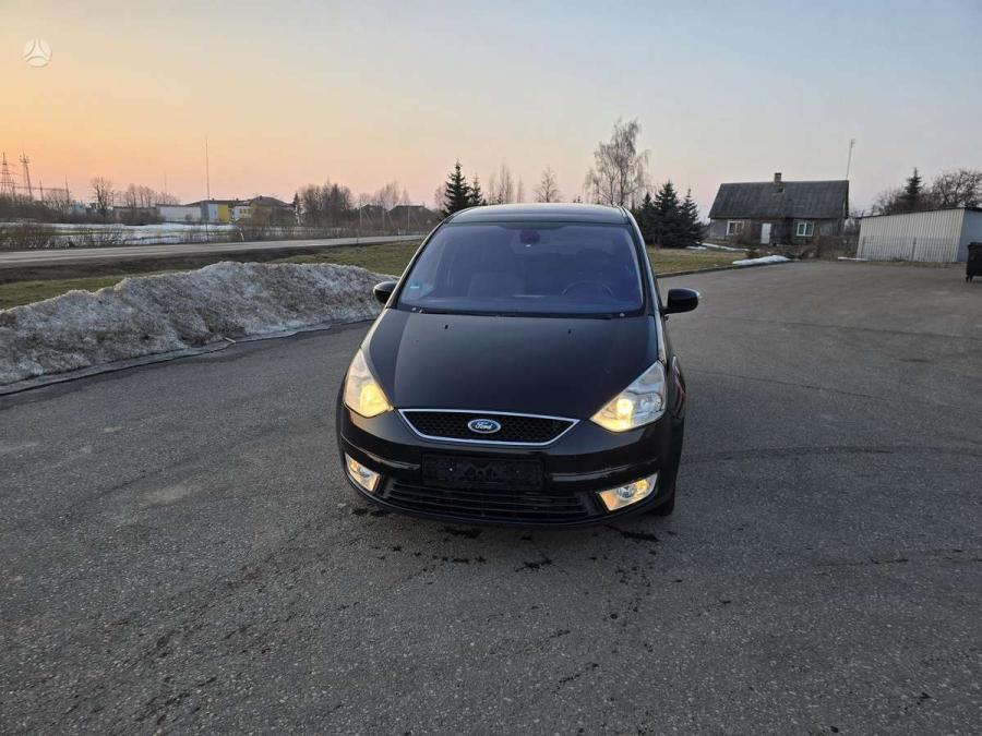 Pelēks Ford Galaxy 2013 Ukmergė, ar dzinēja tilpumu 2.00 L un nobraukumu 260 tūkst. km par 4000 €, foto 1 vietnē AUTOMOTO.COM.LV