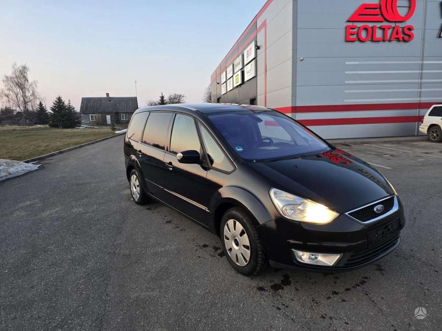 Pelēks Ford Galaxy 2013 Ukmergė, ar dzinēja tilpumu 2.00 L un nobraukumu 260 tūkst. km par 4000 €, foto 5 vietnē AUTOMOTO.COM.LV