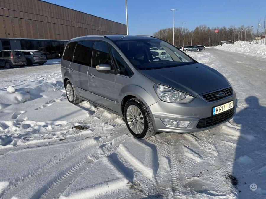 Pelēks Ford Galaxy 2014 Klaipėda, ar dzinēja tilpumu 2.00 L un nobraukumu 362 tūkst. km par 5600 €, foto 4 vietnē AUTOMOTO.COM.LV