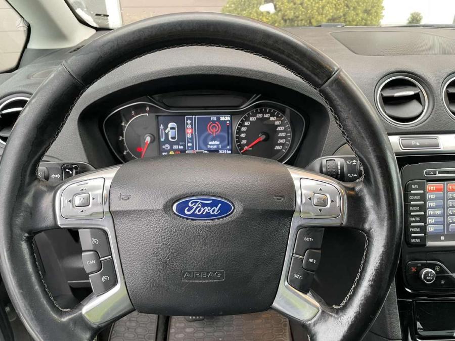 Pelēks Ford Galaxy 2014 Klaipėda, ar dzinēja tilpumu 2.00 L un nobraukumu 362 tūkst. km par 5600 €, foto 16 vietnē AUTOMOTO.COM.LV