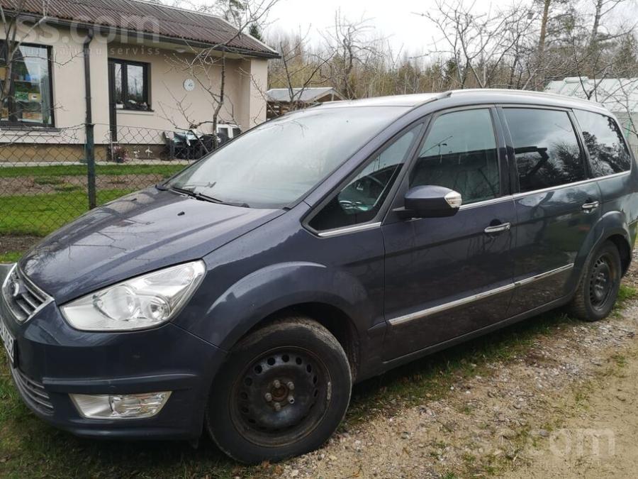 Pelēks Ford Galaxy 2014 Rīga, ar dzinēja tilpumu 2.00 L un nobraukumu 188 tūkst. km par 3900 €, foto 1 vietnē AUTOMOTO.COM.LV