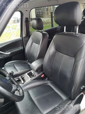 Pelēks Ford Galaxy 2014 Rīga, ar dzinēja tilpumu 1.90 L un nobraukumu 188 tūkst. km par 4500 €, foto 3 vietnē AUTOMOTO.COM.LV