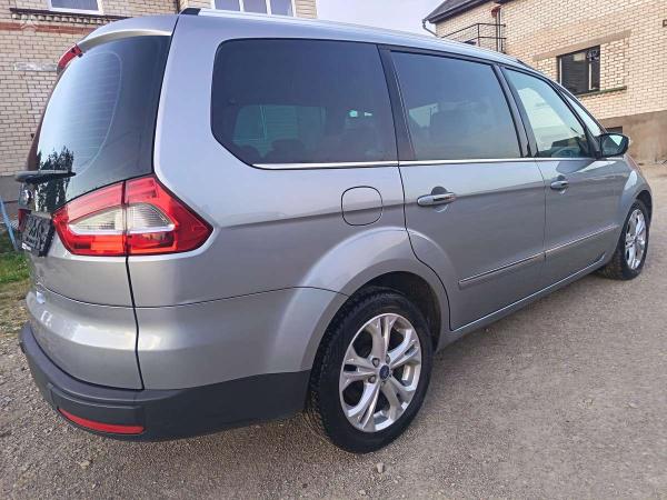Grey Ford Galaxy 2014 in Radviliskis, with an engine capacity of 2.00 L and mileage of 250 thousand km for 5150 €, photo 3 on AUTOMOTO.COM.LV