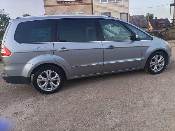 Grey Ford Galaxy 2014 in Radviliskis, with an engine capacity of 2.00 L and mileage of 250 thousand km for 5150 €, photo 8 on AUTOMOTO.COM.LV