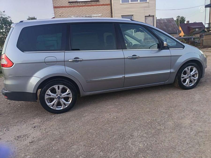 Grey Ford Galaxy 2014 in Radviliskis, with an engine capacity of 2.00 L and mileage of 250 thousand km for 5150 €, photo 9 on AUTOMOTO.COM.LV