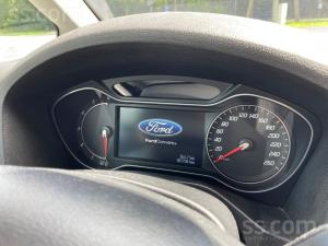 Grey Ford Galaxy 2014 in Valmiera, with an engine capacity of 2.00 L and mileage of 188 thousand km for 6000 €, photo 9 on AUTOMOTO.COM.LV