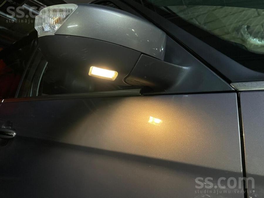 Grey Ford Galaxy 2014 in Valmiera, with an engine capacity of 2.00 L and mileage of 188 thousand km for 6000 €, photo 13 on AUTOMOTO.COM.LV