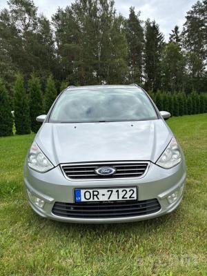 Pelēks Ford Galaxy 2014 Rīga, ar dzinēja tilpumu 1.60 L un nobraukumu 366 tūkst. km par 5890 €, foto 5 vietnē AUTOMOTO.COM.LV