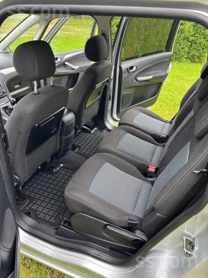 Pelēks Ford Galaxy 2014 Rīga, ar dzinēja tilpumu 1.60 L un nobraukumu 366 tūkst. km par 5890 €, foto 10 vietnē AUTOMOTO.COM.LV