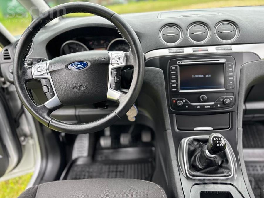 Pelēks Ford Galaxy 2014 Rīga, ar dzinēja tilpumu 1.60 L un nobraukumu 366 tūkst. km par 5890 €, foto 13 vietnē AUTOMOTO.COM.LV