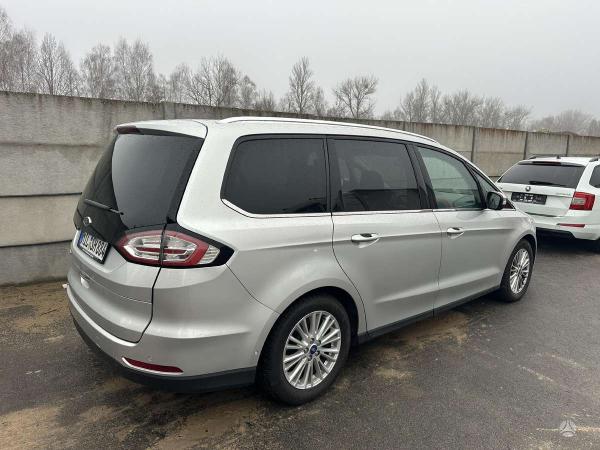 Grey Ford Galaxy 2015 in Kaunas, with an engine capacity of 2.00 L and mileage of 340 thousand km for 5600 €, photo 2 on AUTOMOTO.COM.LV