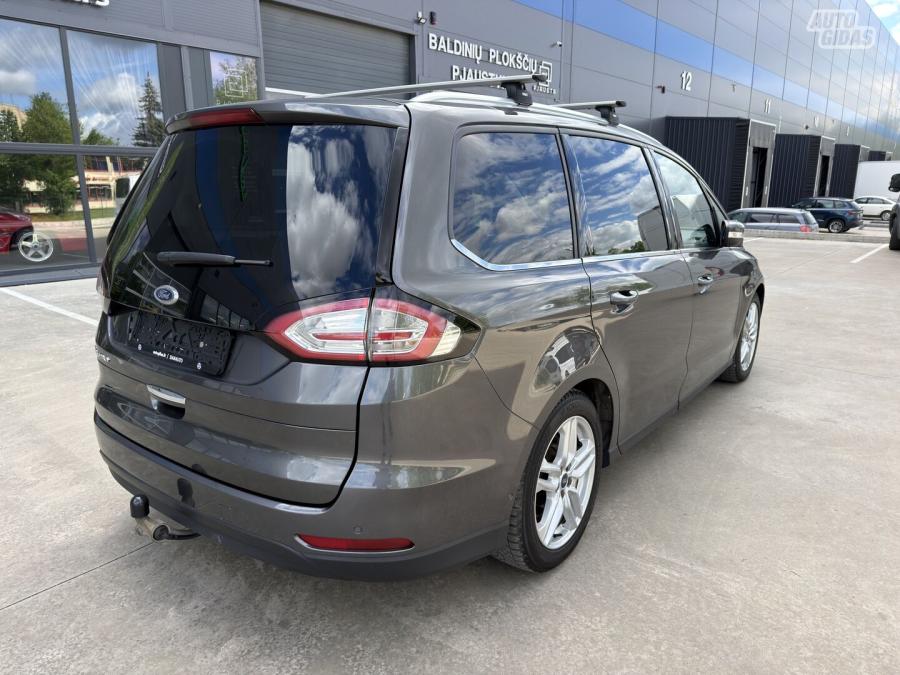 Pelēks Ford Galaxy 2015 Panevēža, ar dzinēja tilpumu 2.00 L un nobraukumu 251 tūkst. km par 7999 €, foto 8 vietnē AUTOMOTO.COM.LV