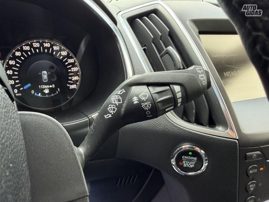 Pelēks Ford Galaxy 2015 Panevēža, ar dzinēja tilpumu 2.00 L un nobraukumu 251 tūkst. km par 7999 €, foto 26 vietnē AUTOMOTO.COM.LV
