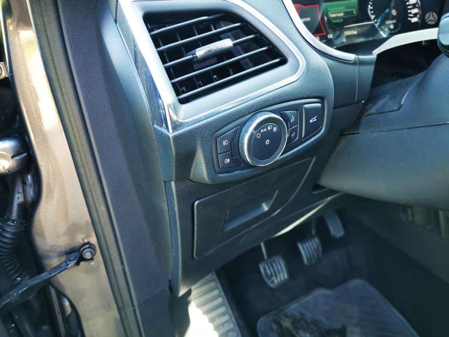 Pelēks Ford Galaxy 2015 Rokiškis, ar dzinēja tilpumu 2.00 L un nobraukumu 234 tūkst. km par 9600 €, foto 14 vietnē AUTOMOTO.COM.LV