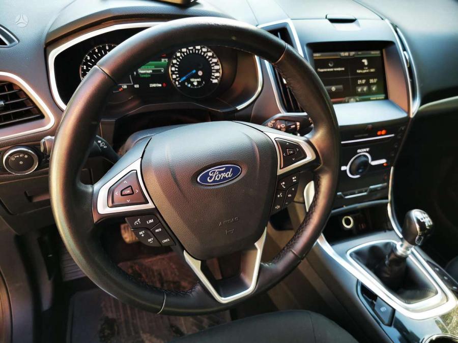 Pelēks Ford Galaxy 2015 Rokiškis, ar dzinēja tilpumu 2.00 L un nobraukumu 234 tūkst. km par 9600 €, foto 31 vietnē AUTOMOTO.COM.LV