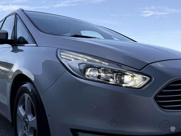 Pelēks Ford Galaxy 2015 Šauļi, ar dzinēja tilpumu 2.00 L un nobraukumu 211 tūkst. km par 9550 €, foto 5 vietnē AUTOMOTO.COM.LV