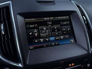 Grey Ford Galaxy 2015 in Siauliai, with an engine capacity of 2.00 L and mileage of 211 thousand km for 9550 €, photo 33 on AUTOMOTO.COM.LV
