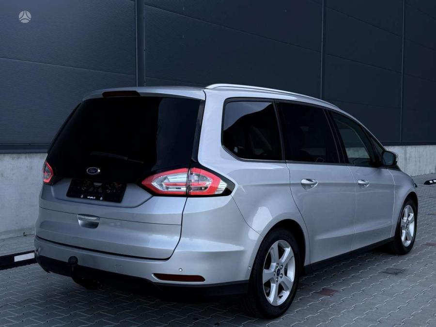 Grey Ford Galaxy 2015 in Siauliai, with an engine capacity of 2.00 L and mileage of 211 thousand km for 9550 €, photo 7 on AUTOMOTO.COM.LV