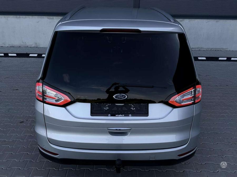 Grey Ford Galaxy 2015 in Siauliai, with an engine capacity of 2.00 L and mileage of 211 thousand km for 9550 €, photo 8 on AUTOMOTO.COM.LV