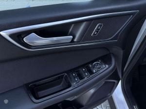 Grey Ford Galaxy 2015 in Siauliai, with an engine capacity of 2.00 L and mileage of 211 thousand km for 9550 €, photo 29 on AUTOMOTO.COM.LV