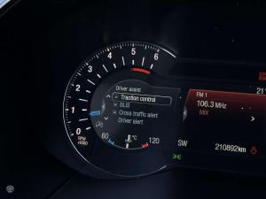 Grey Ford Galaxy 2015 in Siauliai, with an engine capacity of 2.00 L and mileage of 211 thousand km for 9550 €, photo 32 on AUTOMOTO.COM.LV