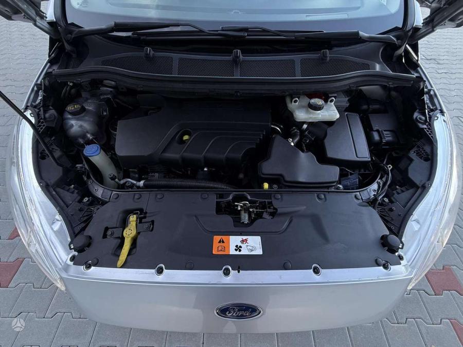 Grey Ford Galaxy 2015 in Siauliai, with an engine capacity of 2.00 L and mileage of 211 thousand km for 9550 €, photo 40 on AUTOMOTO.COM.LV