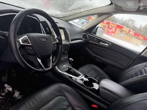 Pelēks Ford Galaxy 2016 Viļņa, ar dzinēja tilpumu 2.00 L un nobraukumu 246 tūkst. km par 8350 €, foto 8 vietnē AUTOMOTO.COM.LV