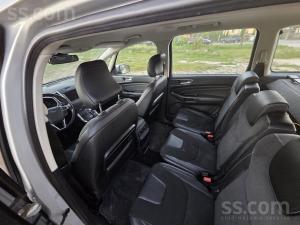 Grey Ford Galaxy 2016 in Riga, with an engine capacity of 2.00 L and mileage of 272 thousand km for 7100 €, photo 10 on AUTOMOTO.COM.LV