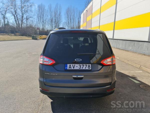 Grey Ford Galaxy 2016 in Riga, with an engine capacity of 2.00 L and mileage of 297 thousand km for 6950 €, photo 4 on AUTOMOTO.COM.LV
