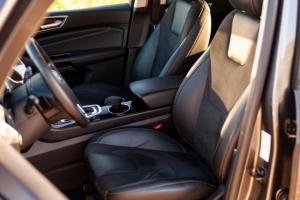 Pelēks Ford Galaxy 2016 Rīga, ar dzinēja tilpumu 2.00 L un nobraukumu 235 tūkst. km par 9995 €, foto 23 vietnē AUTOMOTO.COM.LV