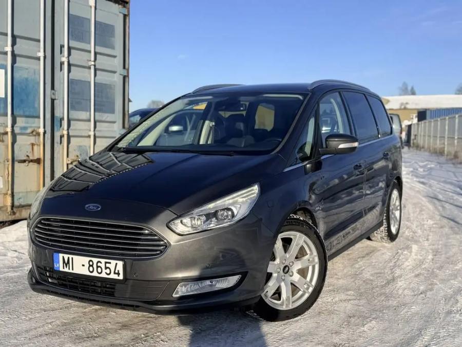 Grey Ford Galaxy 2016 in Riga, with an engine capacity of 2.00 L and mileage of 235 thousand km for 9500 €, photo 4 on AUTOMOTO.COM.LV