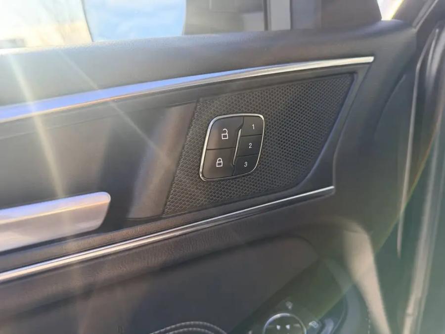 Grey Ford Galaxy 2016 in Riga, with an engine capacity of 2.00 L and mileage of 235 thousand km for 9500 €, photo 18 on AUTOMOTO.COM.LV
