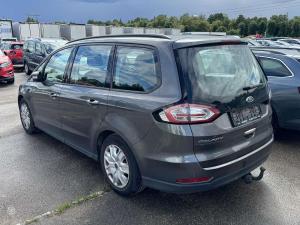 Pelēks Ford Galaxy 2016 Šauļi, ar dzinēja tilpumu 2.00 L un nobraukumu 311 tūkst. km par 4800 €, foto 5 vietnē AUTOMOTO.COM.LV