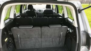 Grey Ford Galaxy 2016 in Siauliai, with an engine capacity of 2.00 L and mileage of 220 thousand km for 8650 €, photo 23 on AUTOMOTO.COM.LV