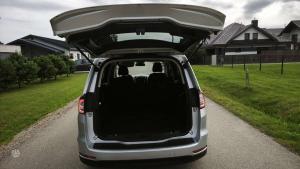 Grey Ford Galaxy 2016 in Siauliai, with an engine capacity of 2.00 L and mileage of 220 thousand km for 8650 €, photo 27 on AUTOMOTO.COM.LV