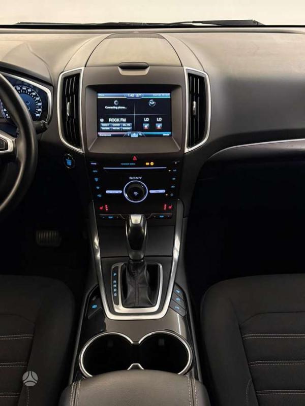 Pelēks Ford Galaxy 2016 Marijampole, ar dzinēja tilpumu 2.00 L un nobraukumu 221 tūkst. km par 8750 €, foto 6 vietnē AUTOMOTO.COM.LV