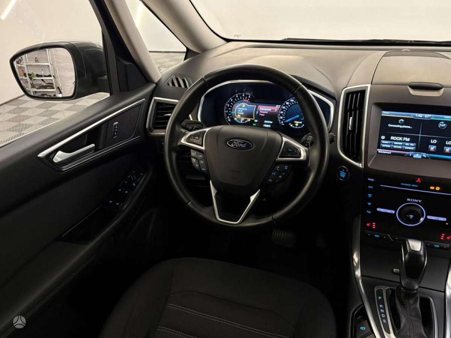 Grey Ford Galaxy 2016 in Marijampole, with an engine capacity of 2.00 L and mileage of 221 thousand km for 8750 €, photo 21 on AUTOMOTO.COM.LV