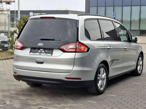 Pelēks Ford Galaxy 2016 Šauļi, ar dzinēja tilpumu 2.00 L un nobraukumu 262 tūkst. km par 8690 €, foto 9 vietnē AUTOMOTO.COM.LV