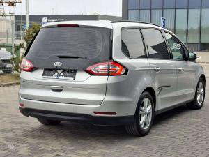 Grey Ford Galaxy 2016 in Siauliai, with an engine capacity of 2.00 L and mileage of 262 thousand km for 8690 €, photo 9 on AUTOMOTO.COM.LV
