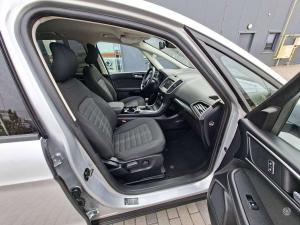 Grey Ford Galaxy 2016 in Siauliai, with an engine capacity of 2.00 L and mileage of 262 thousand km for 8690 €, photo 27 on AUTOMOTO.COM.LV