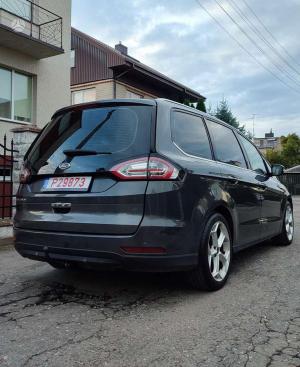 Pelēks Ford Galaxy 2016 Marijampole, ar dzinēja tilpumu 2.00 L un nobraukumu 282 tūkst. km par 7300 €, foto 5 vietnē AUTOMOTO.COM.LV