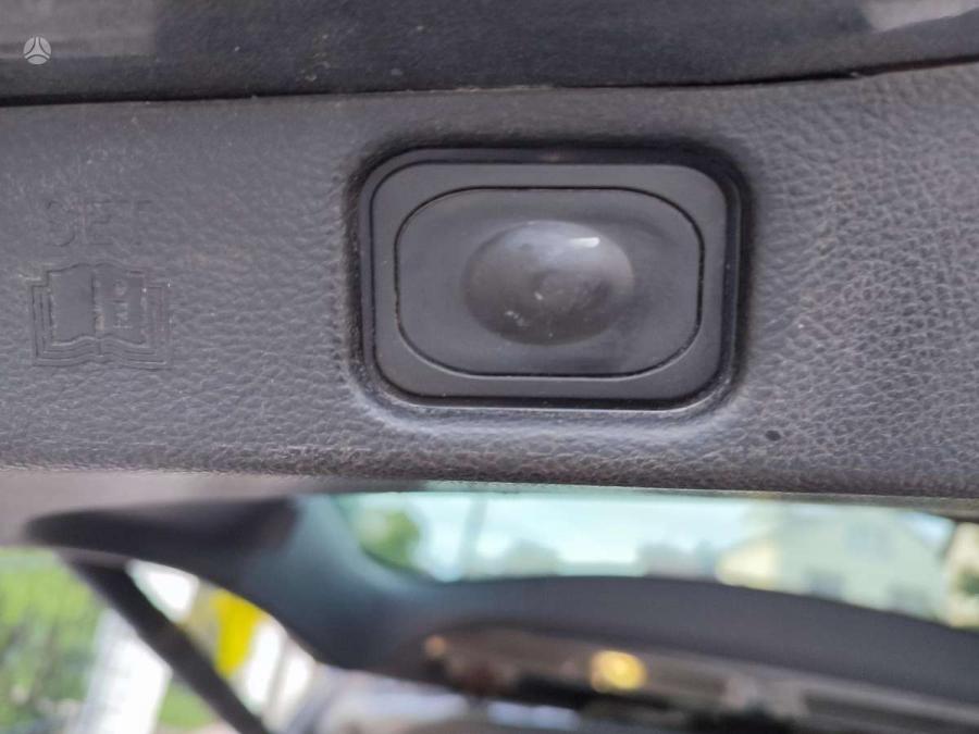Pelēks Ford Galaxy 2016 Marijampole, ar dzinēja tilpumu 2.00 L un nobraukumu 282 tūkst. km par 7300 €, foto 30 vietnē AUTOMOTO.COM.LV