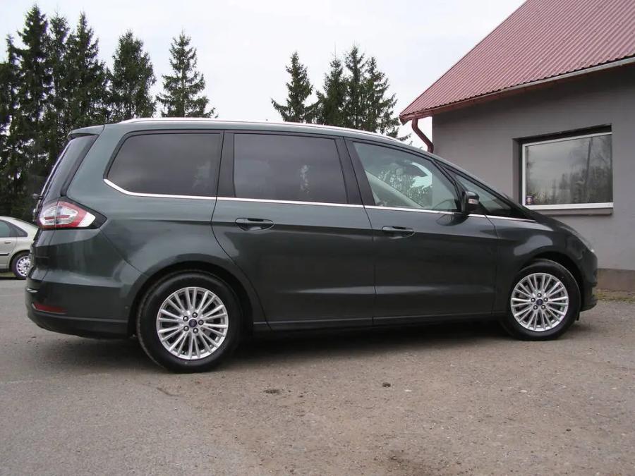 Pelēks Ford Galaxy 2017 Sigulda, ar dzinēja tilpumu 2.00 L un nobraukumu 225 tūkst. km par 14350 €, foto 4 vietnē AUTOMOTO.COM.LV